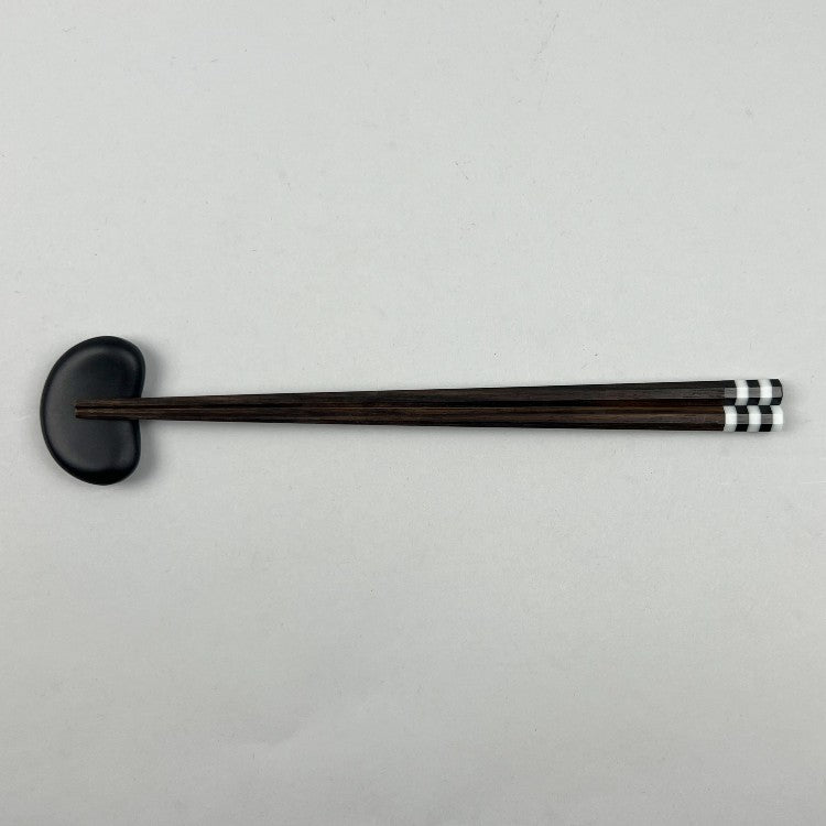 Matte Black Bean Shaped Unbreakable Melamine Chopstick Rest