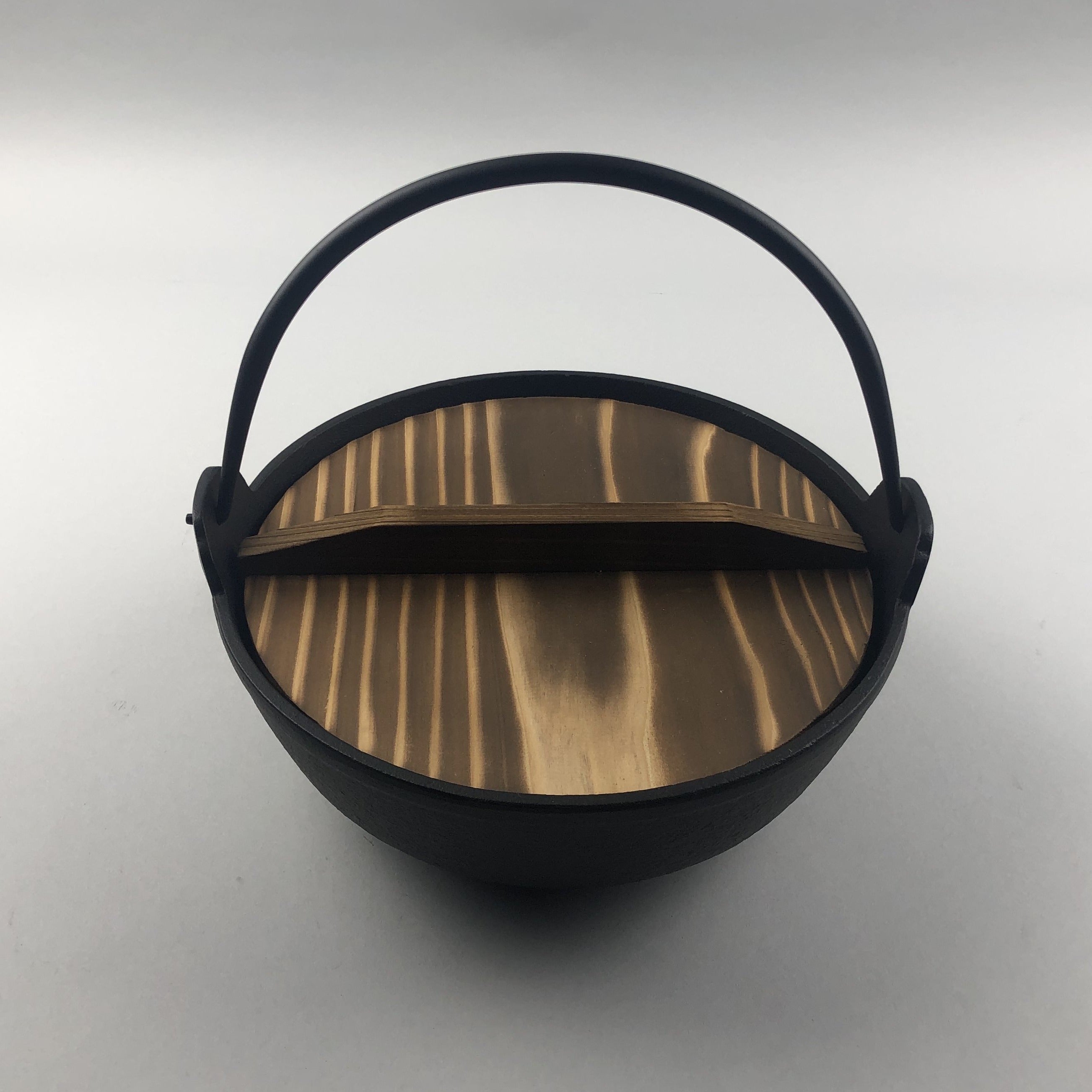 Iwachu Cast Iron Pot With Lid In Two Sizes 8 58 Dia And 9 34 Dia 40 Oz And 60 Oz Free
